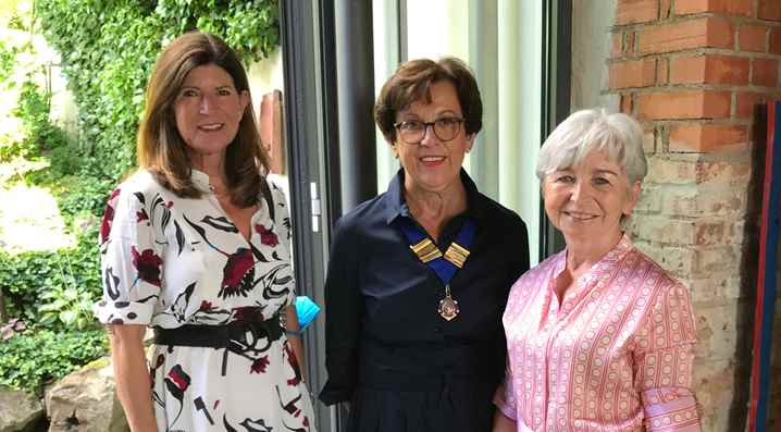 Neue IWC-Präsidentin Anna Preuß - Inner Wheel Club Weiden i. d. OPf ...